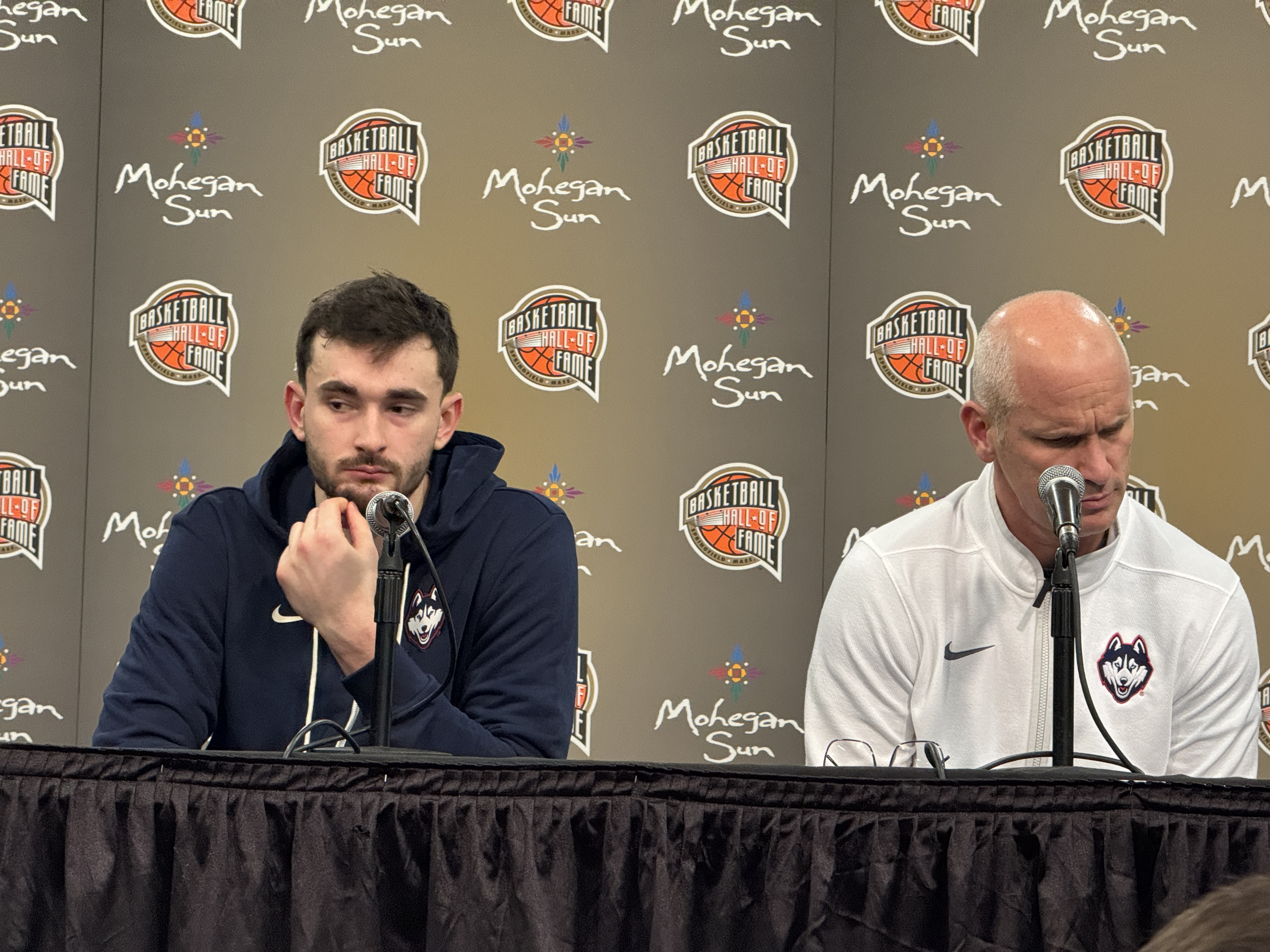 UConn Huskies Cruise into New Year with a Win at Xavier